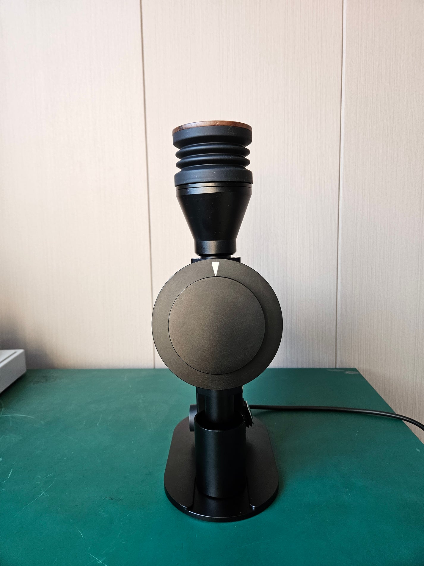 DF83V Variable Speed Coffee Grinder – DF64 COFFEE GRINDER